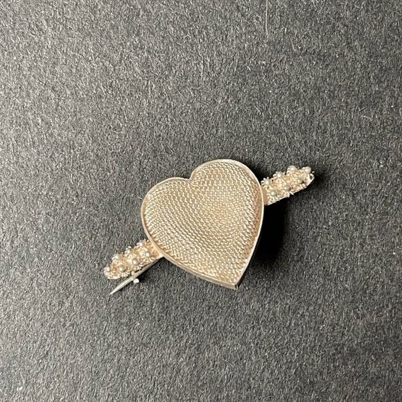 Jewelry | Vintage Silver Heart Pin | Poshmark